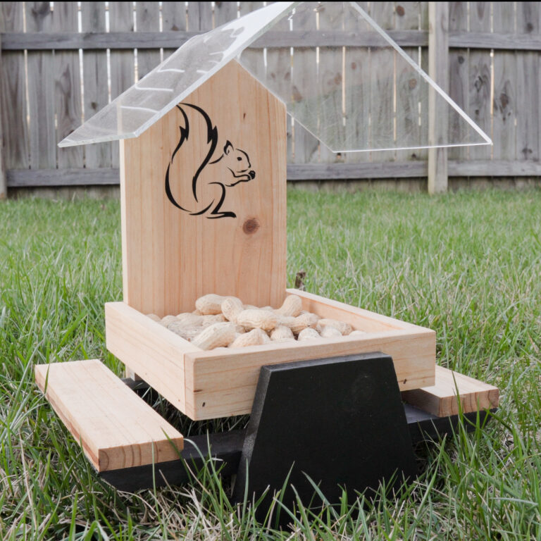DIY Squirrel Feeder Picnic Table With Roof (Digital Build Plan ...